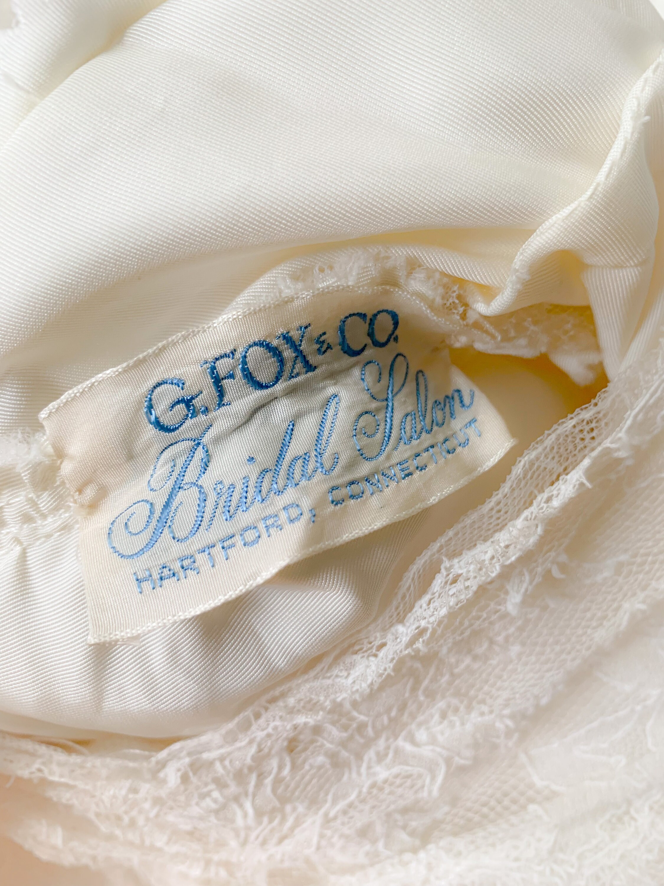 G. Fox & Co. Wedding Dress - Etsy