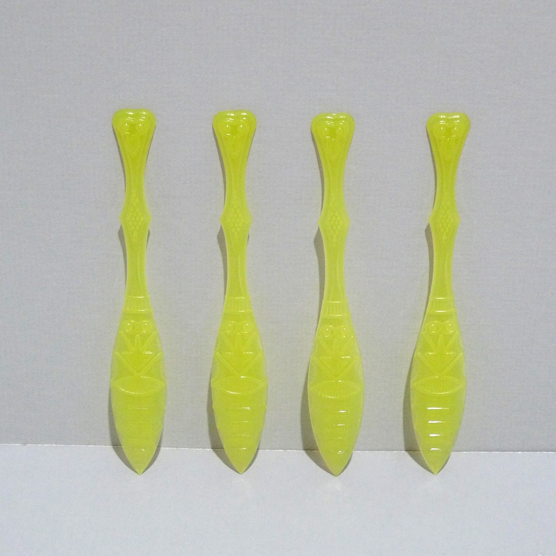 The Beachcomber Tiki Swizzle Stick Set of 4 - Edmonton Polynesian ...