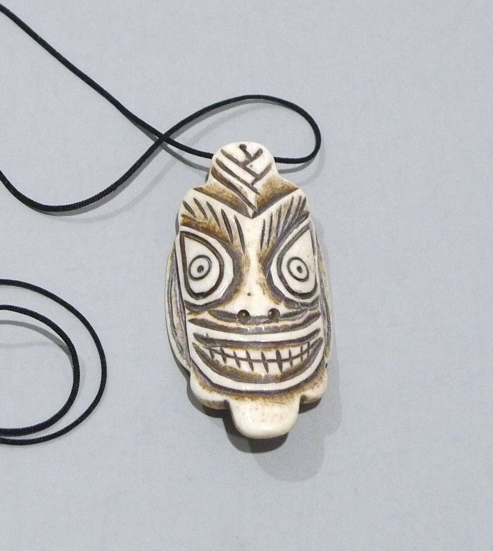 Tiki Pendant Necklace - Carved Bone Mask Vintage Polynesian Islander ...