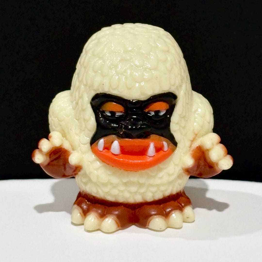 Ultraman Guigass Ultra Monster Finger Puppet - Vintage 2006 Bandai ...