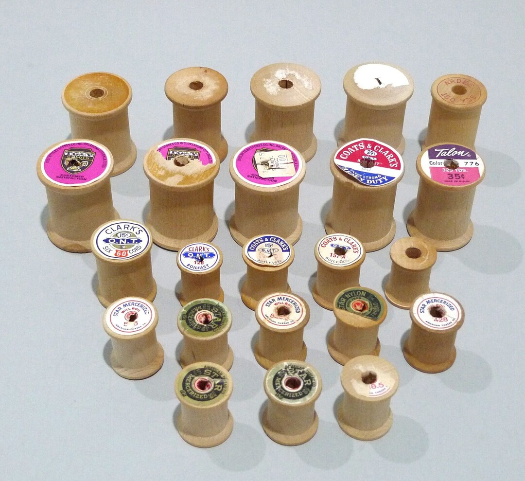 Vintage Wood Spools With No Thread, Some Labels - 23 / Assorted Size ...