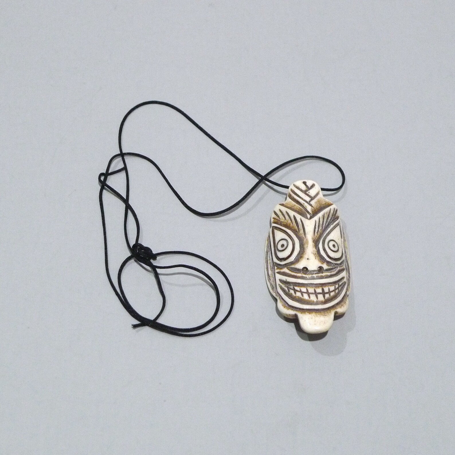 Tiki Pendant Necklace Carved Bone Mask Vintage Polynesian Islander Bone ...