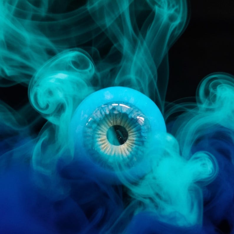 Large Realistic Eyeball Prop Fake Eye Ball Horror Decor Gothic Oddity ...