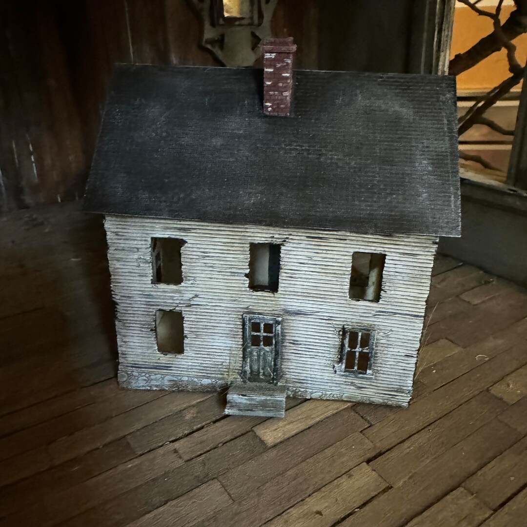 Abandoned Dollhouse Miniature Diorama Dollhouse Decor N Scale Diorama ...