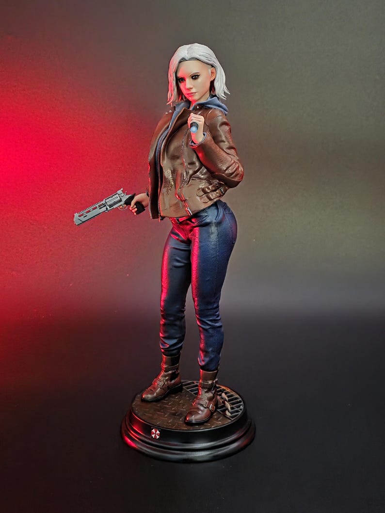 Grace Ashcroft Statue 33cm | Hand Painted Resident Evil Requiem Figure ...