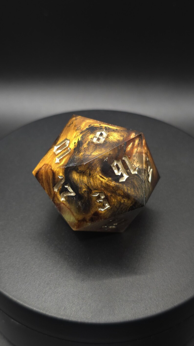 Amber Vein: 40mm Chonk D20 - Etsy
