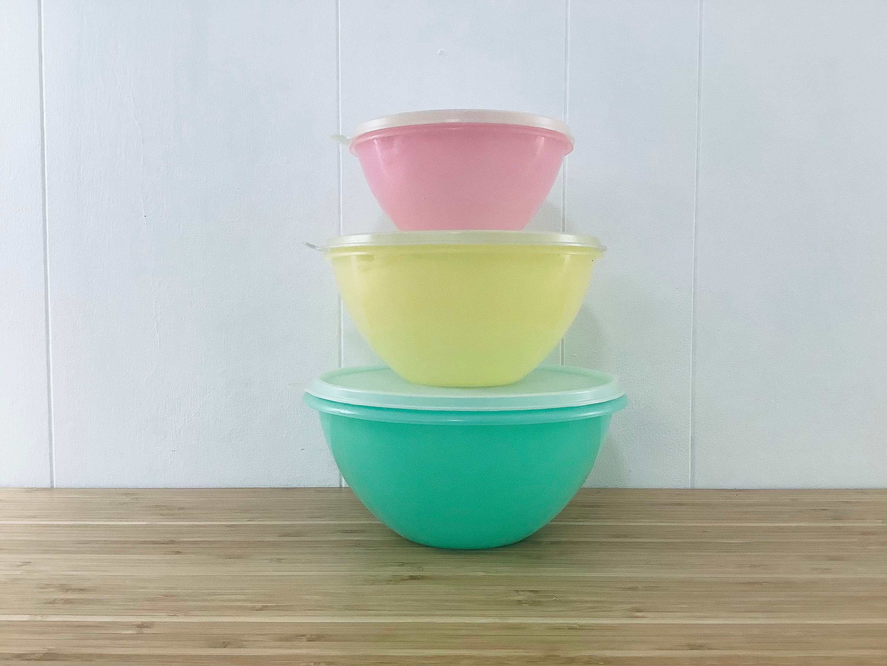 Vintage Tupperware Pastel Set of 20 Tumblers Bowls Colander Food ...