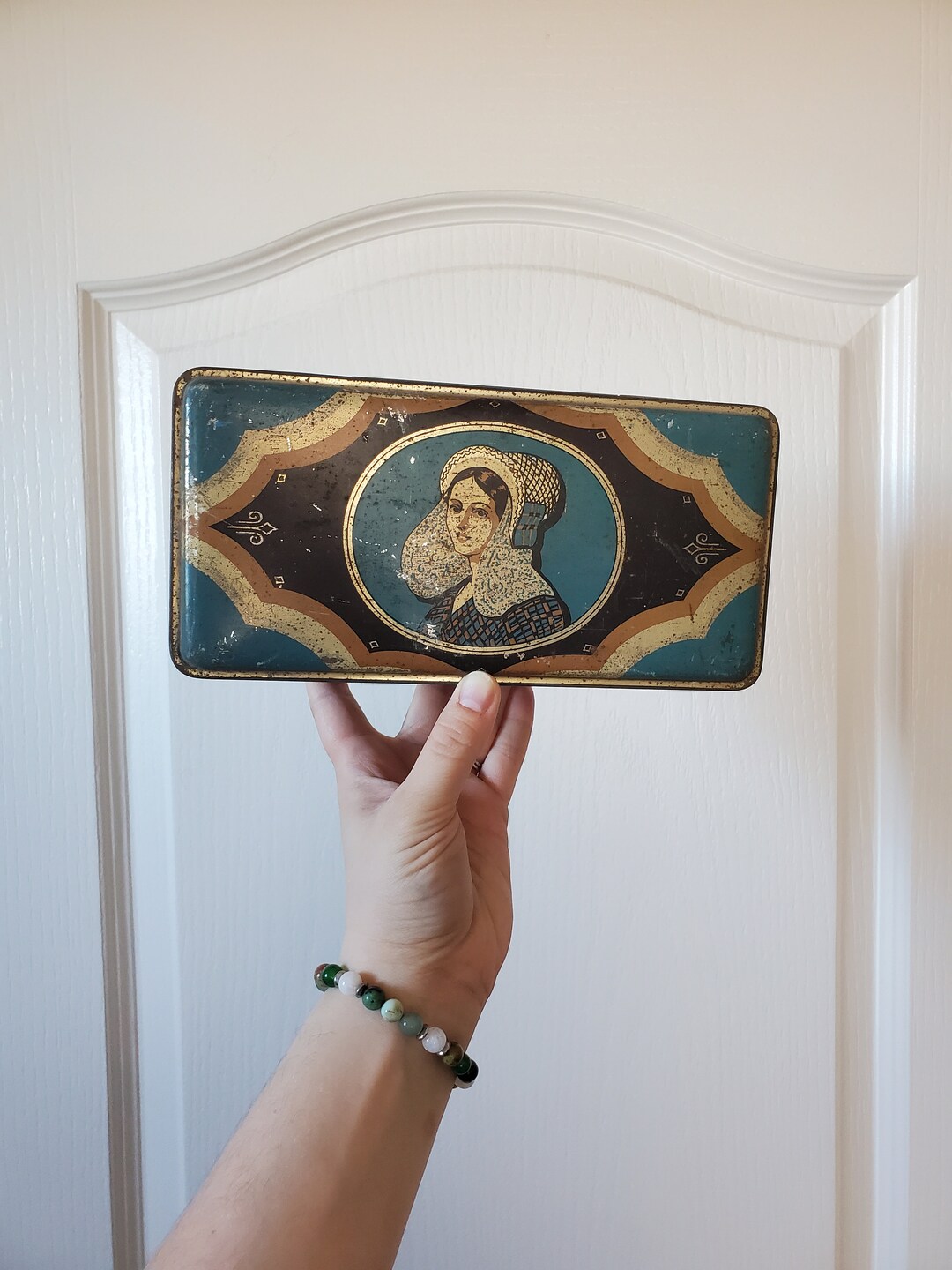 Antique 1920's French Tin With Traditional Folk Outfit / Geslox Voreux ...