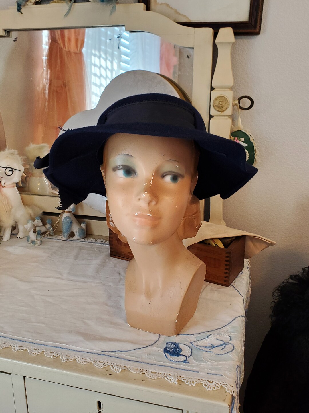 Vintage 1940's Dark Navy Wool Felt Bonnet Halo Hat Ribbon Bow Wide Brim ...