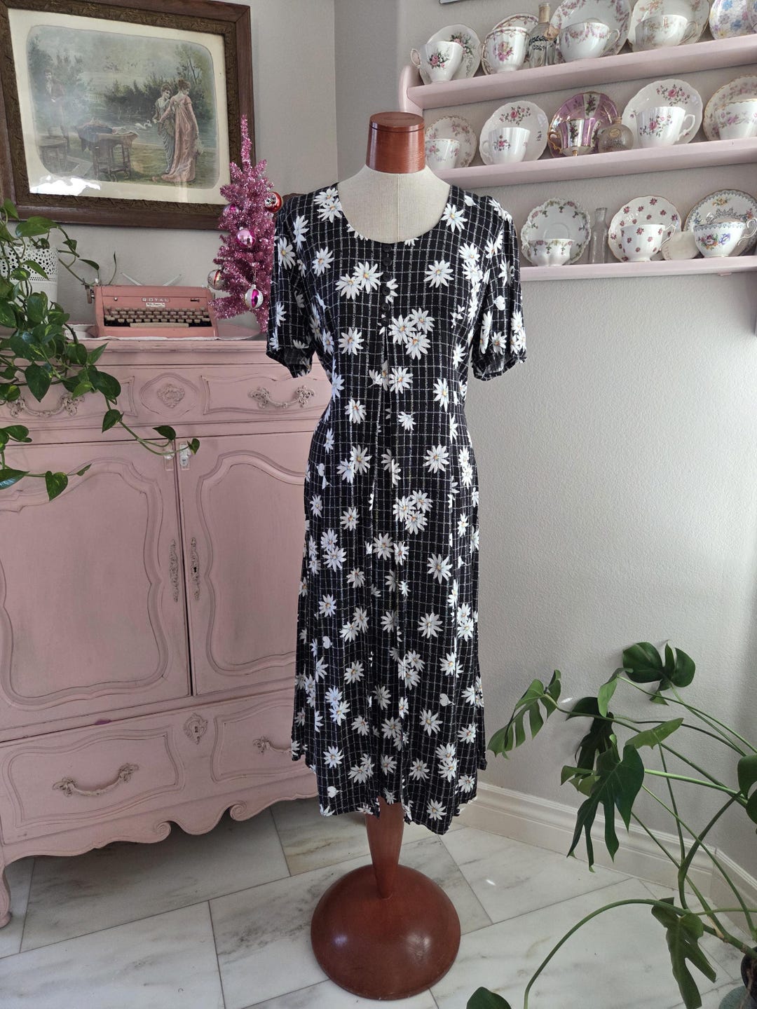 Alix Taylor New York | Vintage 1990's Black Grid Daisy Print Rayon ...