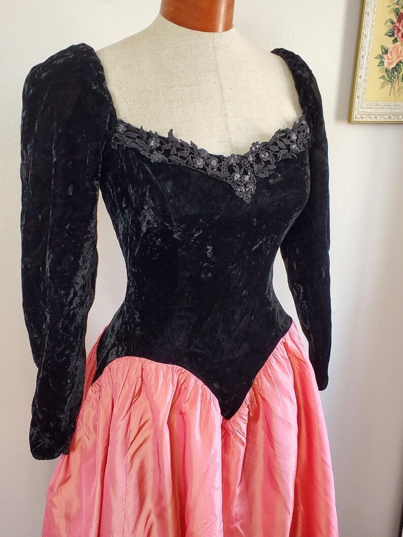 At the Ballet | Vintage 1980's Black Velvet and Peach Iridescent ...