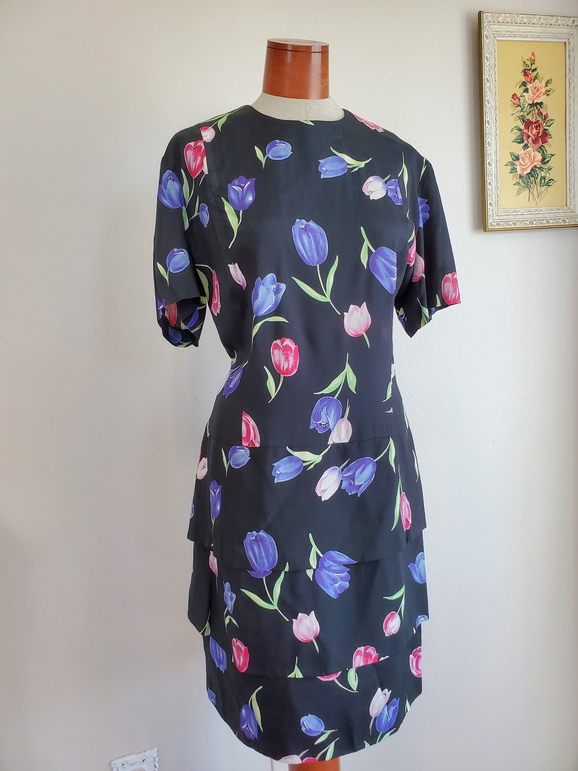 Vintage 1980's Does 40's Black Pink Purple Tulip Floral Vintage 1980's Does 40's Black Pink Purple Tulip Floral