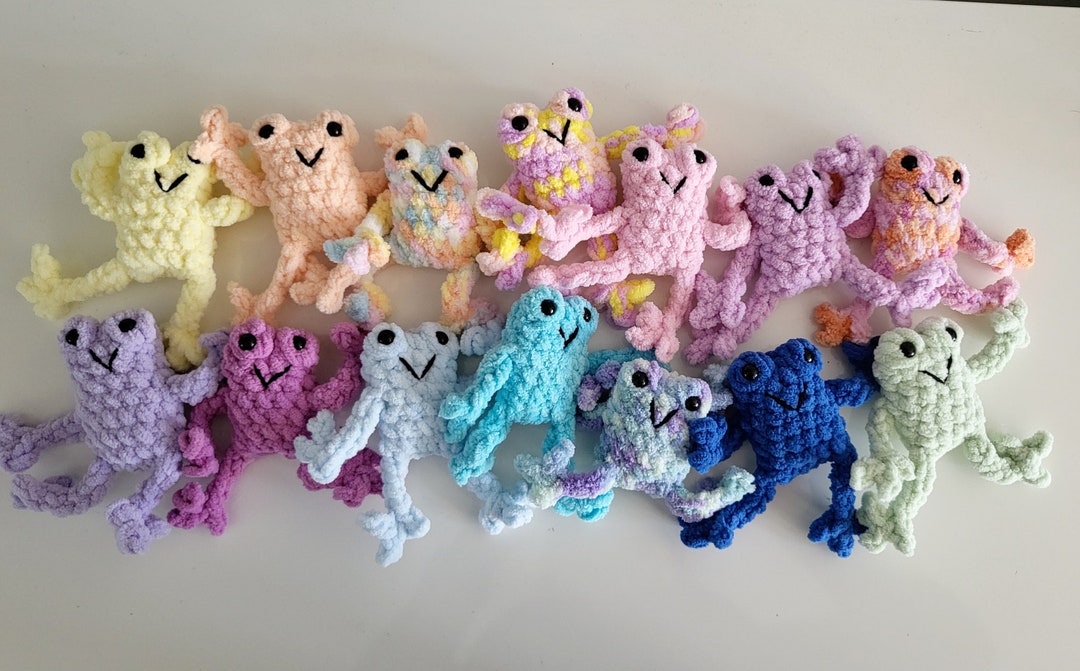 Pocket Frog / Froggie Pal / Frog Stress Toy / Frog Amigurumi - Etsy