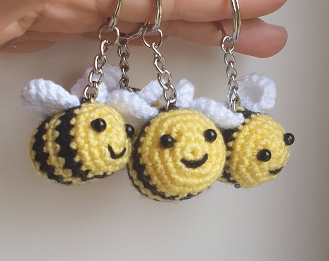 Bumble Bee Keyring / Bee Keychain / Crochet Bumble Bee / Summer Bumble Bee / Easter Bumble Bee ...
