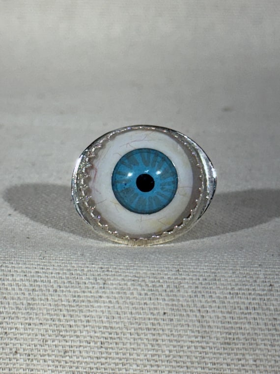 Bright blue prosthetic eye set sterling in silver rin… - Gem