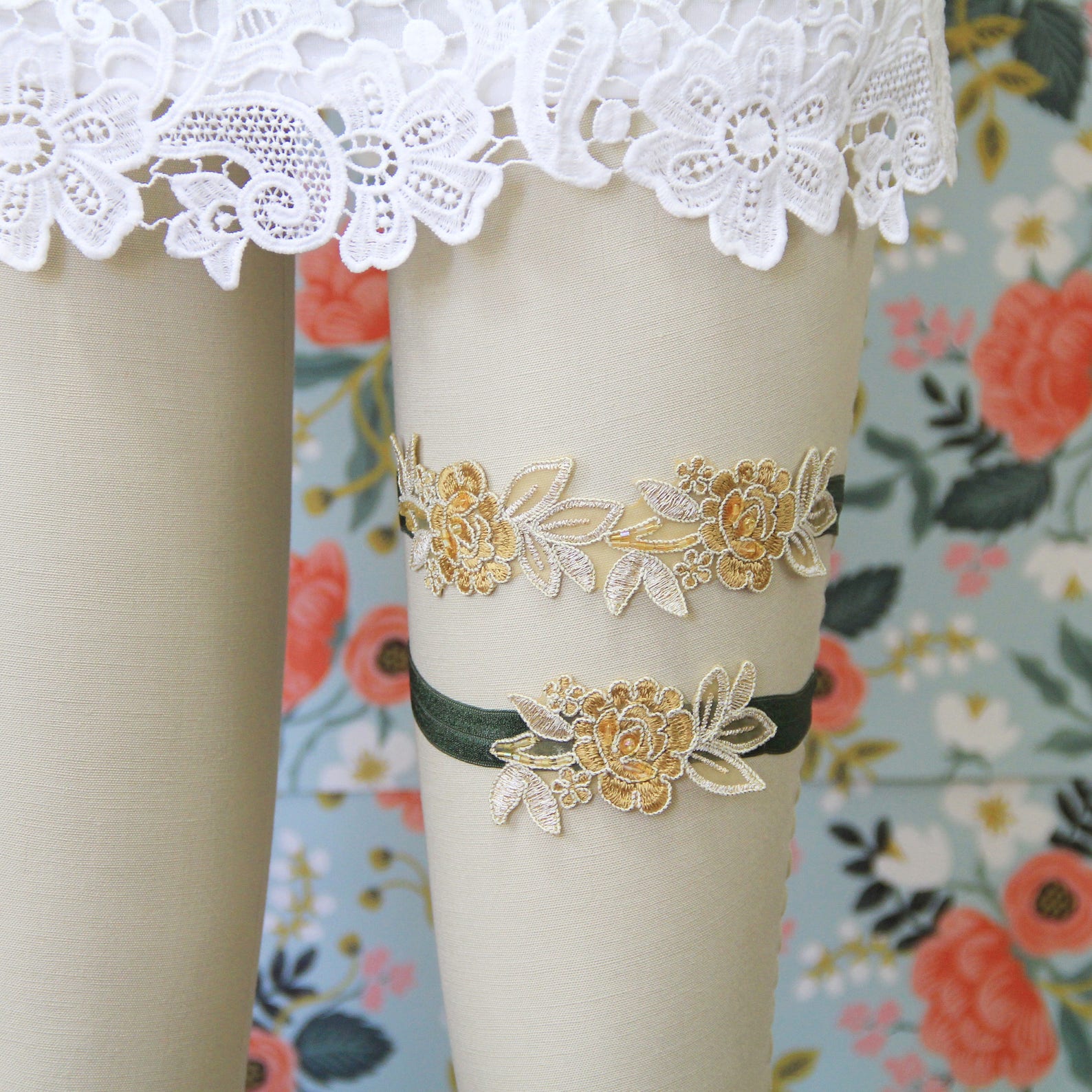 Hunter Green Wedding Garter Light Gold and Tan Embroidery - Etsy