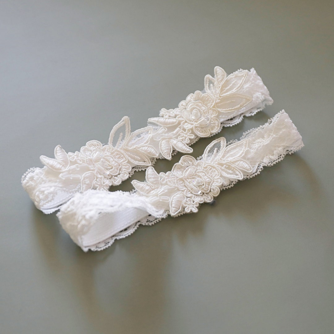 Ivory Flower Lace Wedding Garter Set: Embroidered Bridal Garters - Etsy