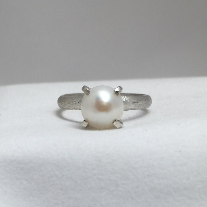Modern Pearl Ring in Sterling Silver - Etsy