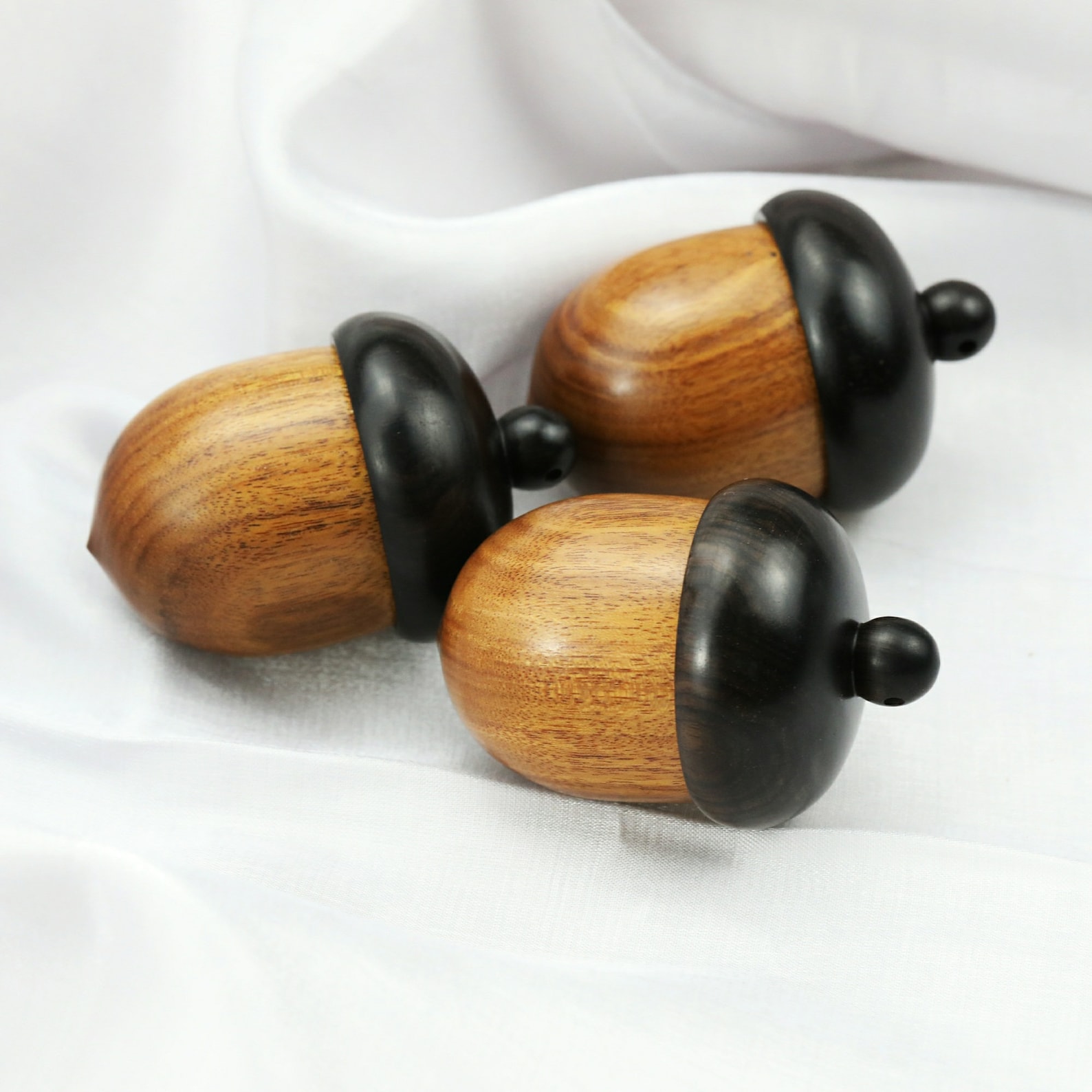 Wood Acorn Nut Keepsake Screwed Cremation Urn Secrect Canister Memerial ...