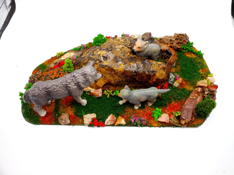 Wolves Diorama-wolf and Her Pups Diorama Wolves-ooak-12 - Etsy