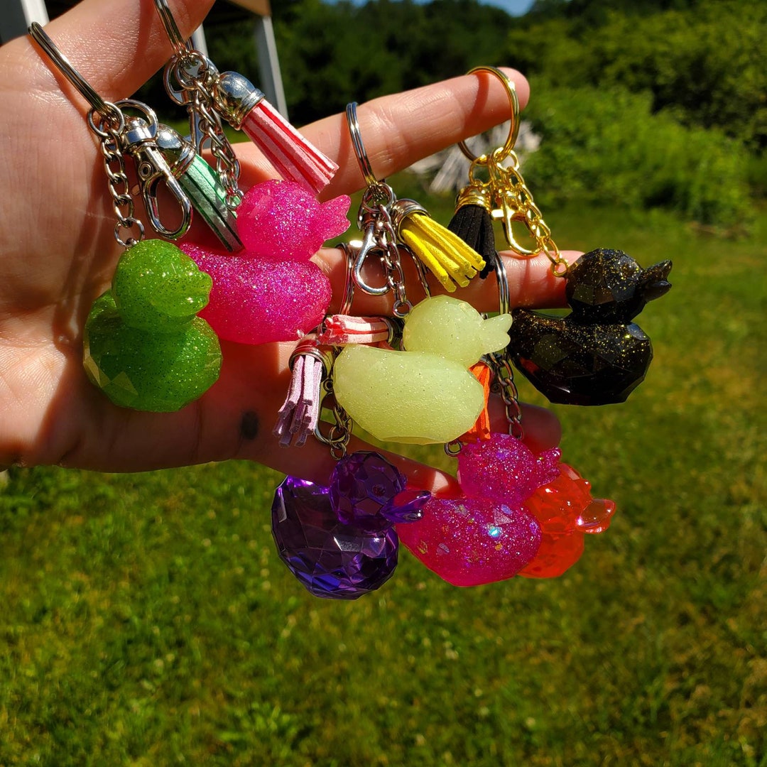 10 Random Color 3D Ducking Keychain With Tassel Made in Resin - Etsy