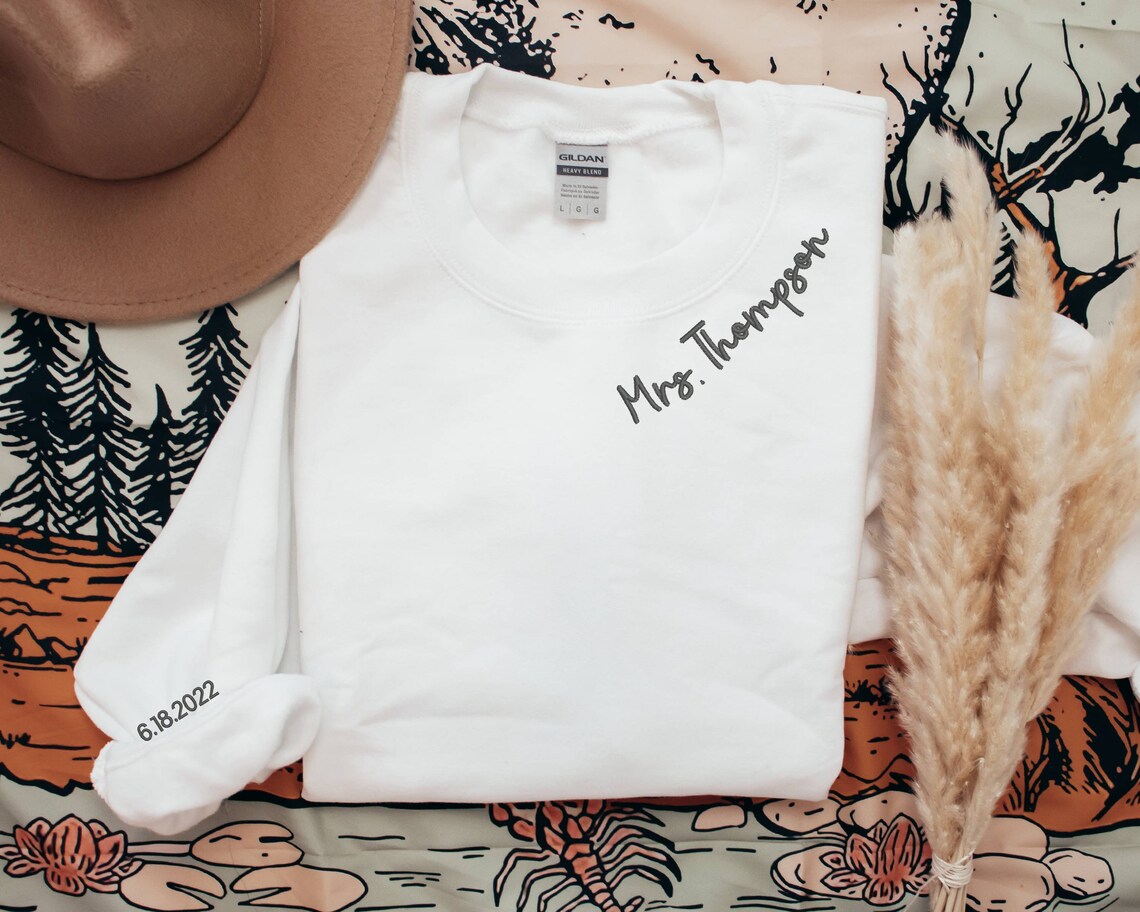Collar Last Name With Sleeve Date | Crew Neck Sweatshirt | Loungewear ...
