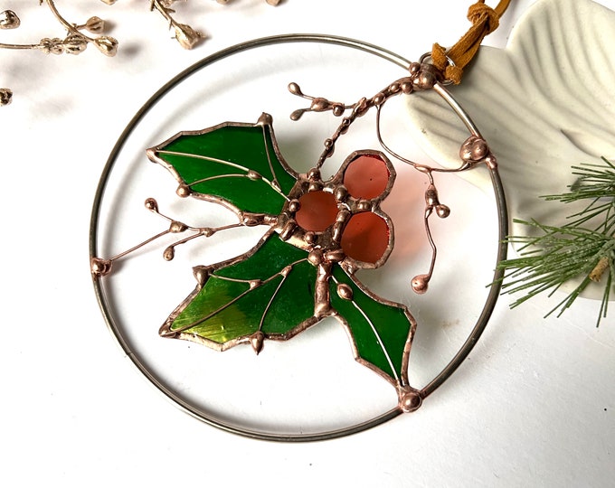 Stained Glass Holly Leaves. Round Suncatcher. Circle Shape. Home Decor ...