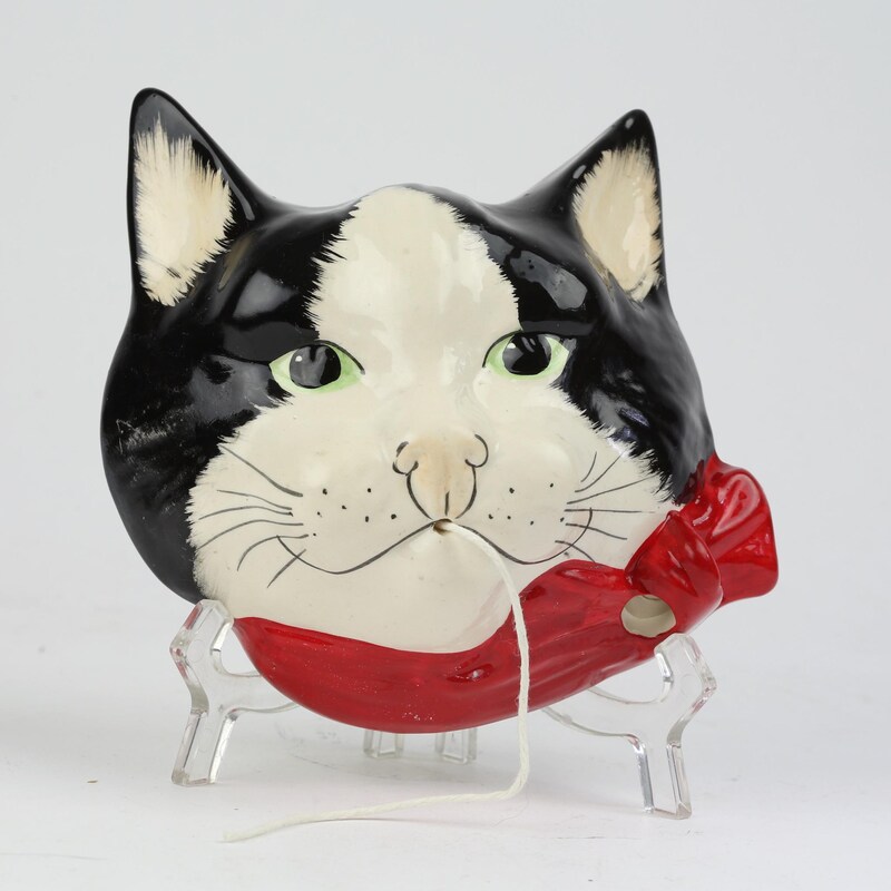 String Holder - Etsy