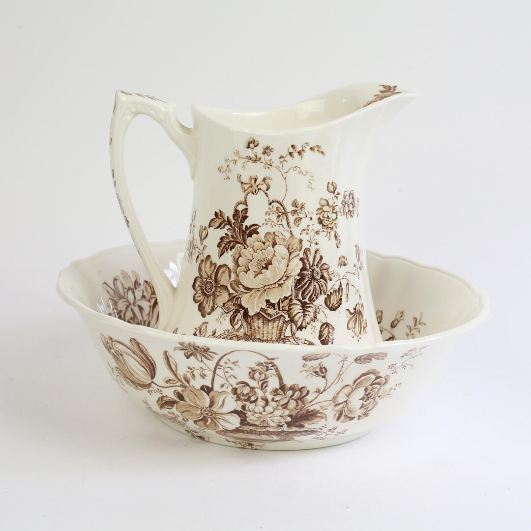 Alfred Meakin, Charlotte Pattern Bowl and Pitcher in Brown, 1830 ...