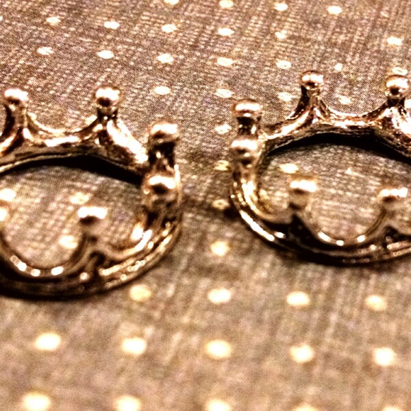 Crown Finding - Etsy