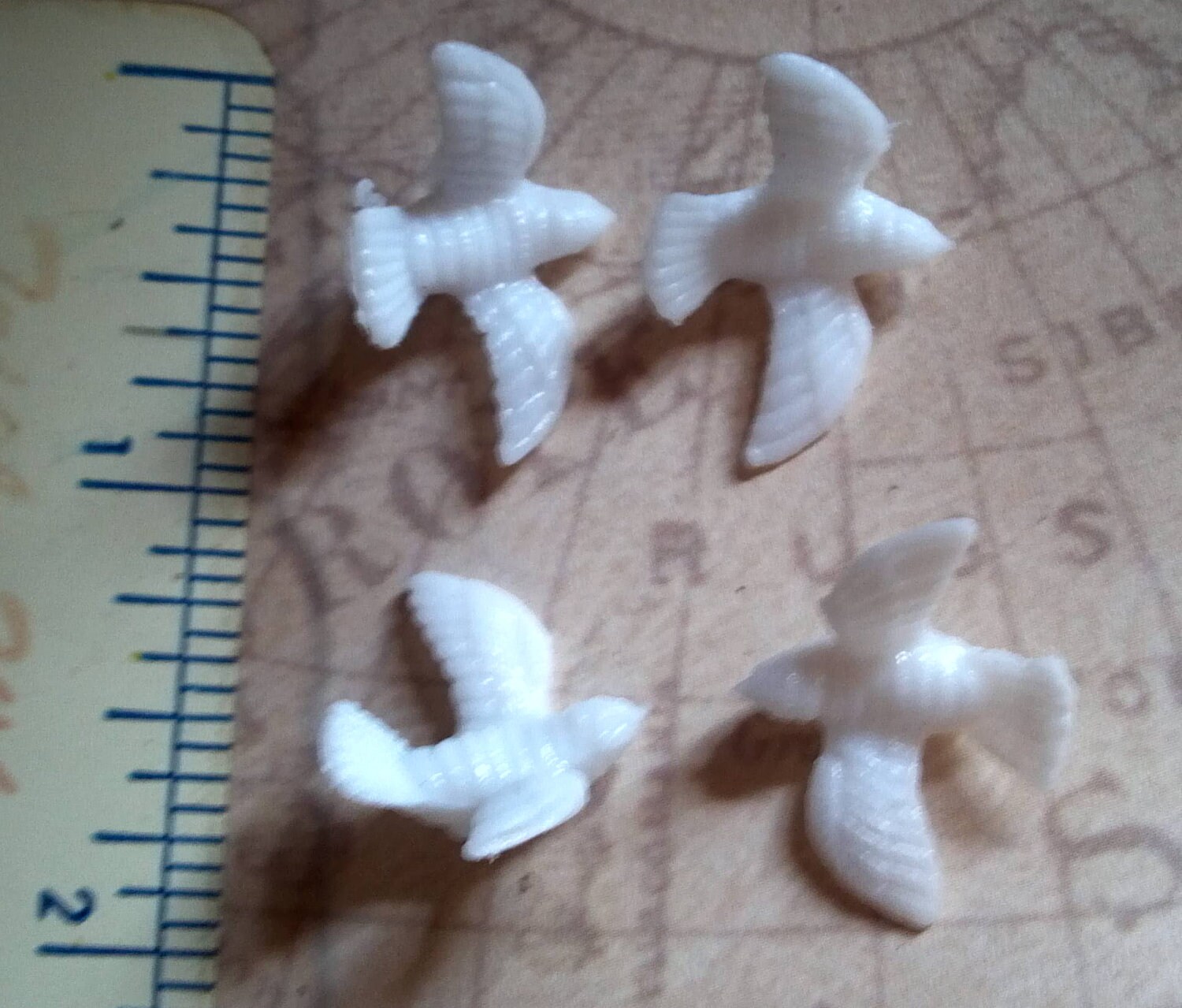 4 Vintage Miniature Plastic White Doves / Wedding / Terrarium | Etsy