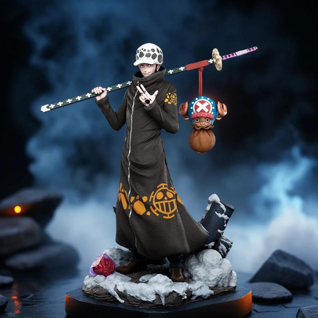Surgeon Captain & Reindeer Doctor Duo Statue | Tactical Anime Inspired ...