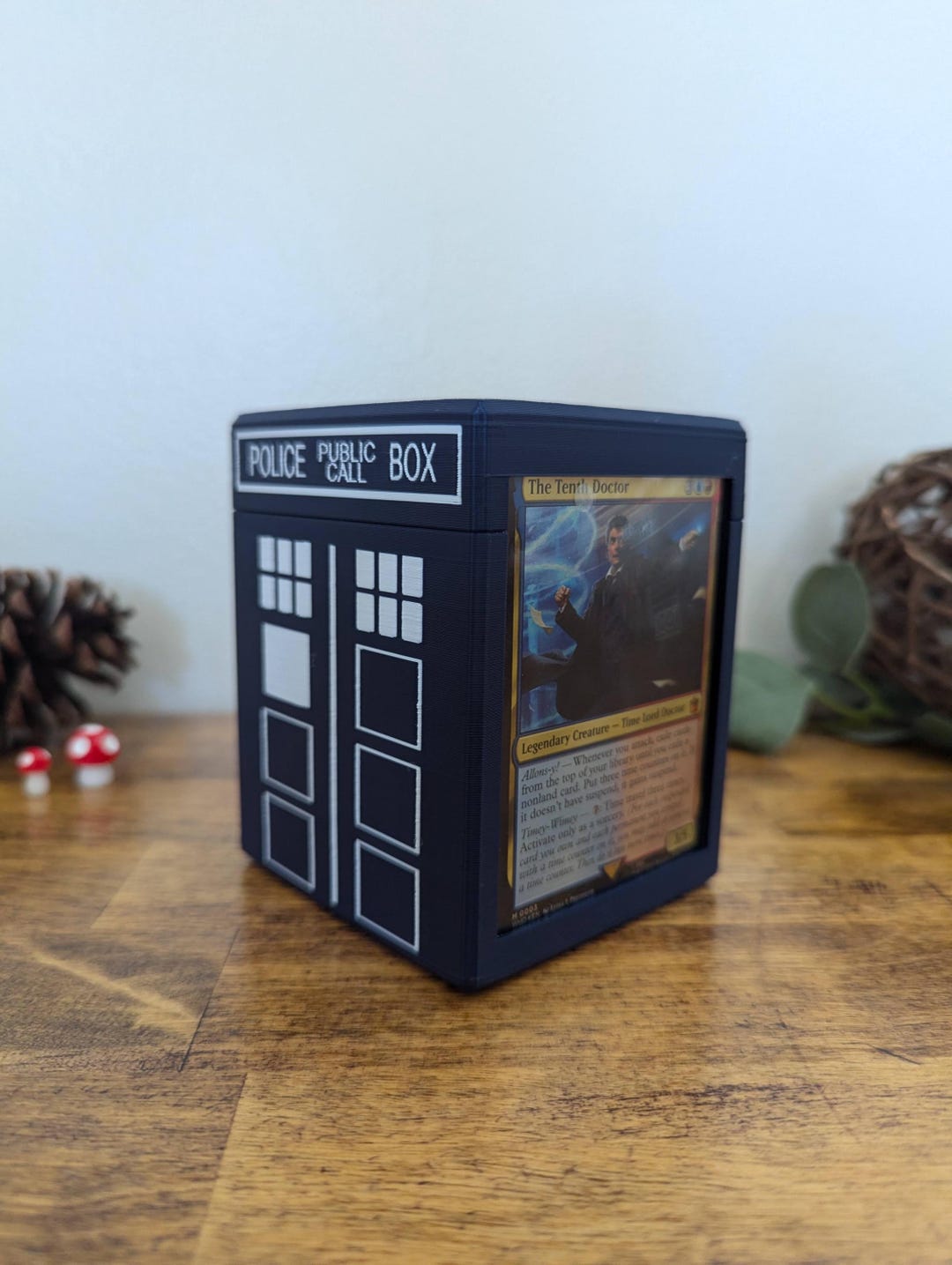 Doctor Who TARDIS Commander Display Deck Box. Holds 100+ Sleeved Cards ...