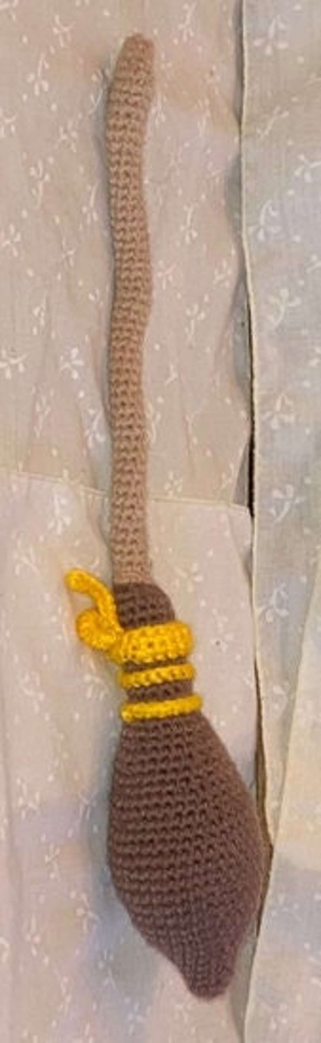 Small Harry Potter Firebolt Amigurumi - Etsy