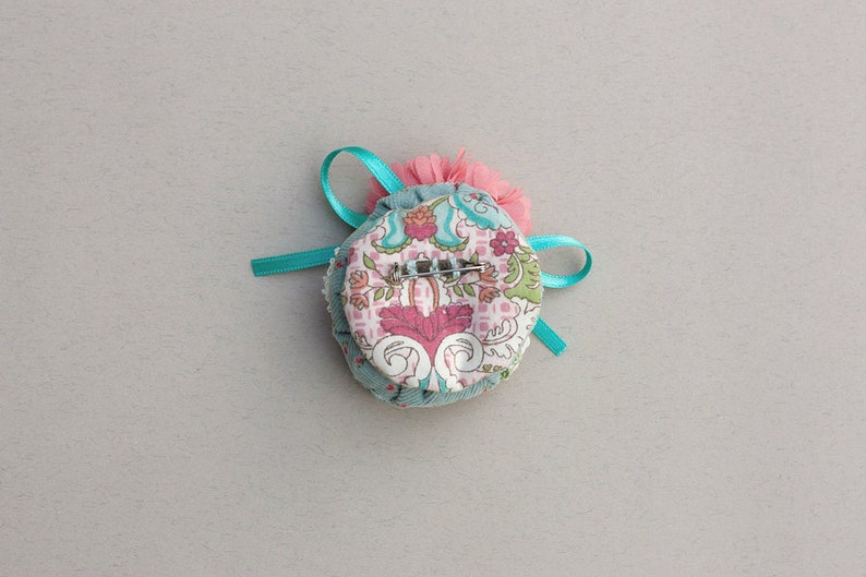Flower Cluster Circle Pin Brooch, Crochet and Fabric Jewelry Peach Pink ...