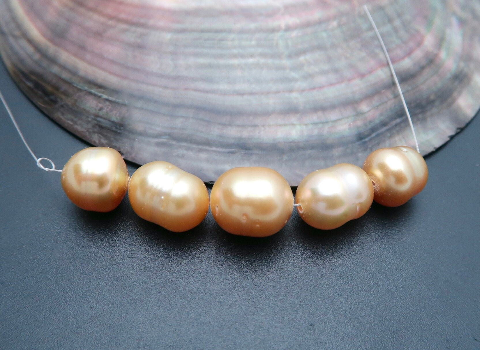 Gemstones Palawan Philippines South Sea Gold Pearls 9.3-11.7mm Glowing ...
