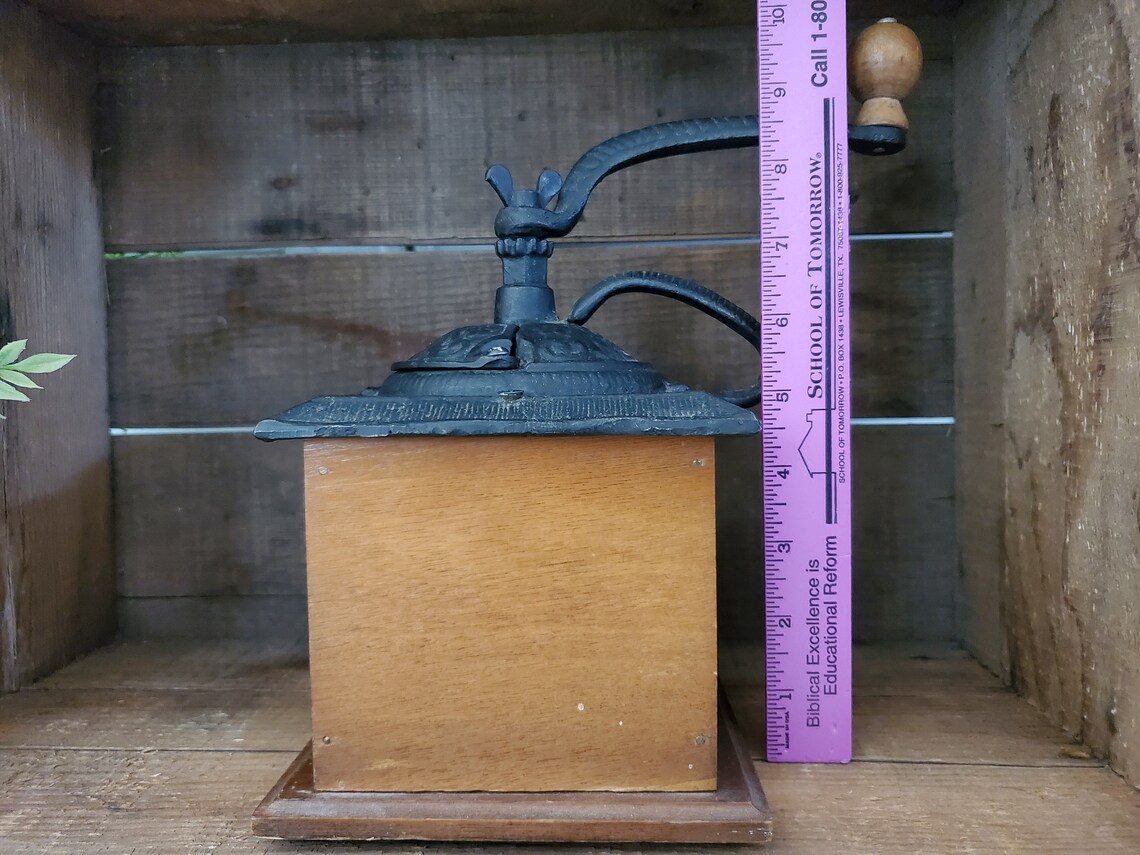 Antique Coffee or Spice Grinder Primitive Grinder - Etsy
