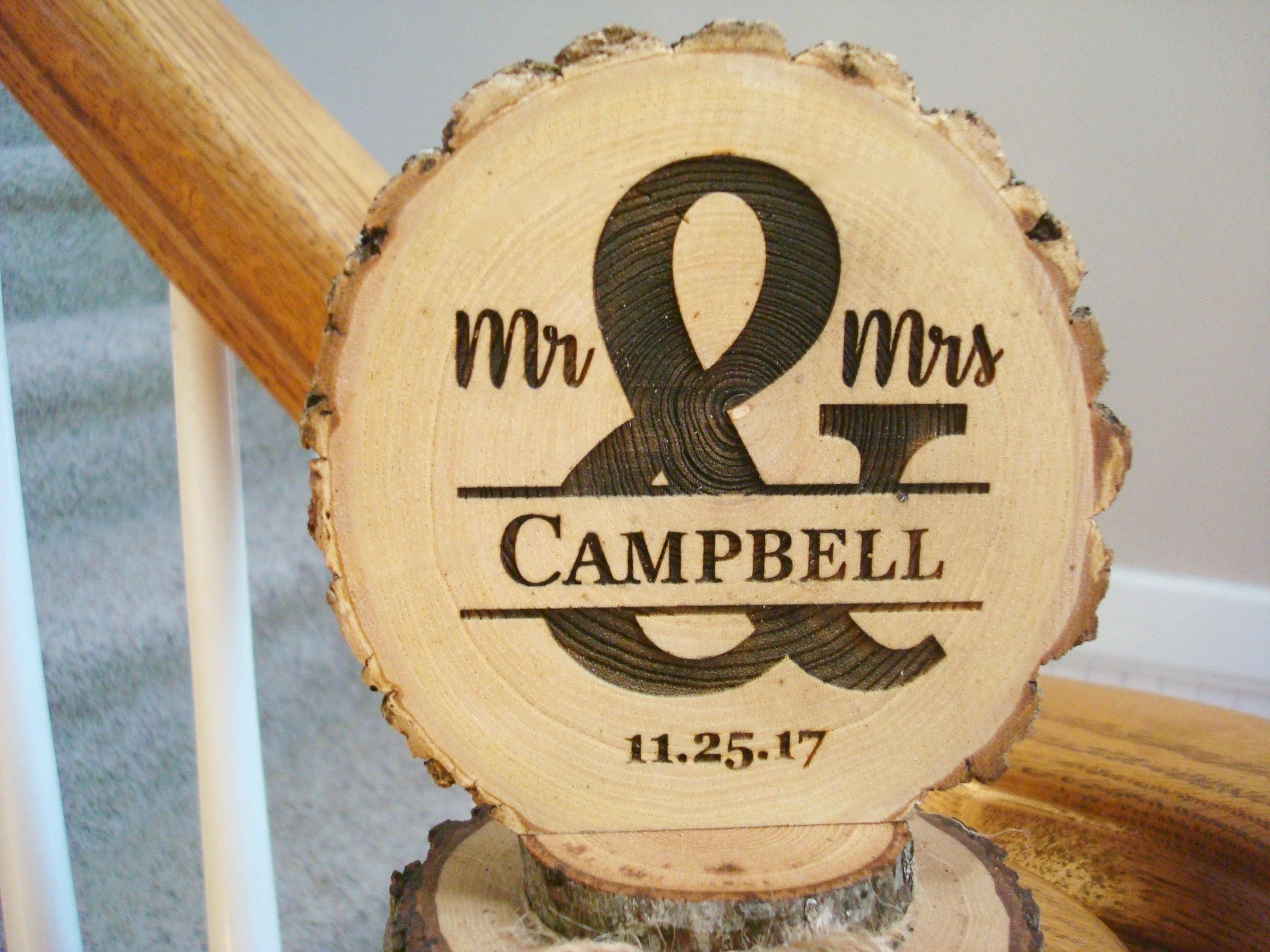 Mr & Mrs Rustic Wood Cake Topper Tree Slice Decoration Wedding Keepsake ...