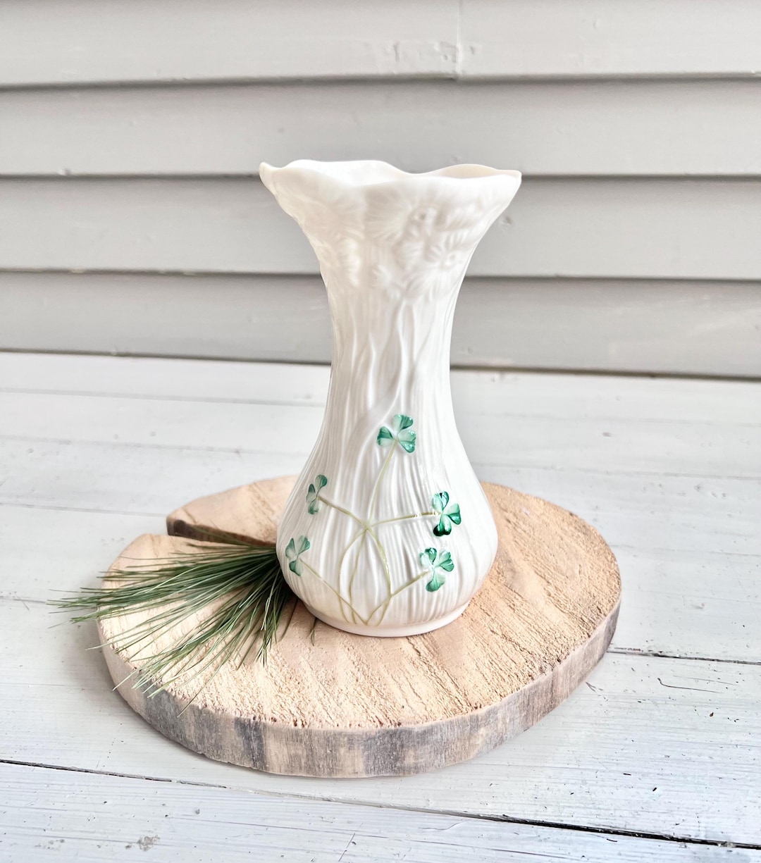 Vintage Belleek Shamrock + Daisy Spill Vase - Etsy