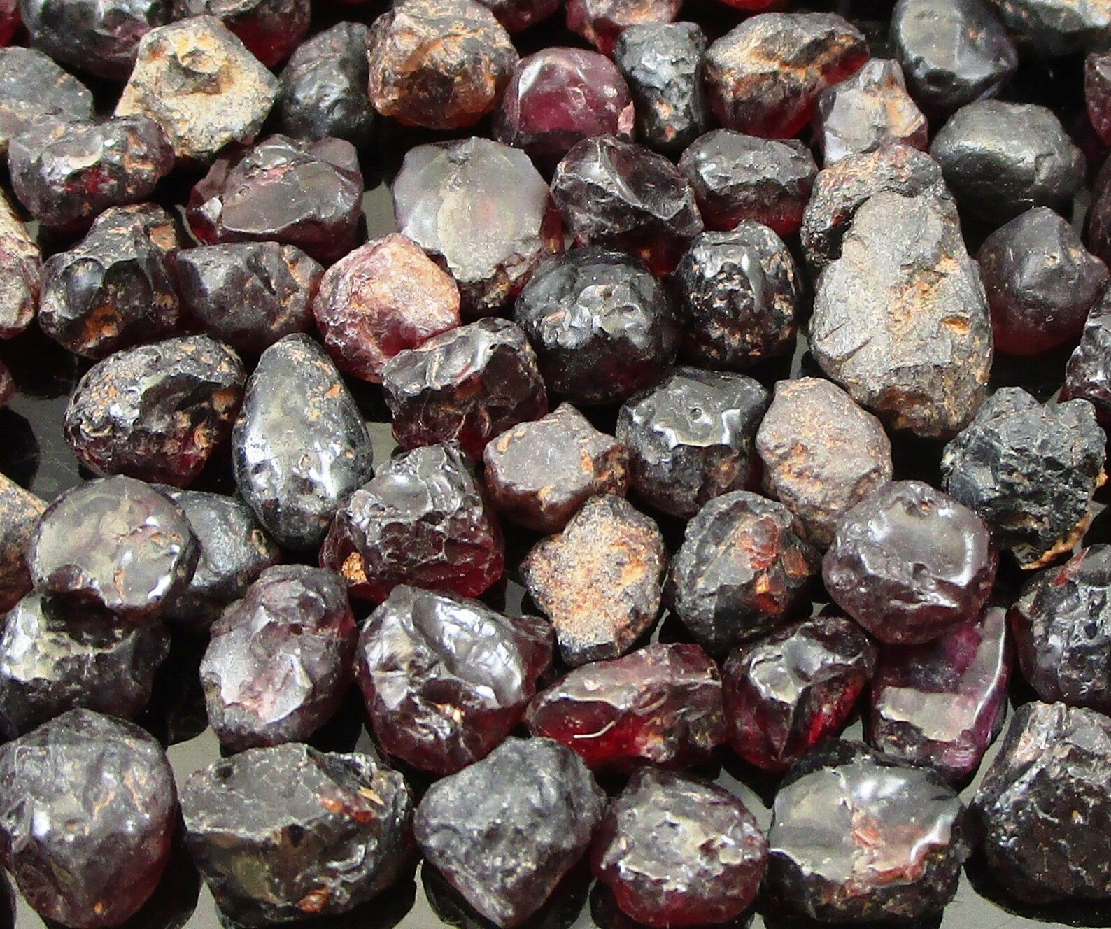 One Large Anthill Garnet Picked From Lot 1.5 4.5 Ct Pyrope | Etsy