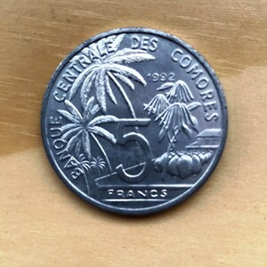 1 Comoros Coelacanth Coin 5 Francs 1992 Picked Randomly From Lot Matte ...