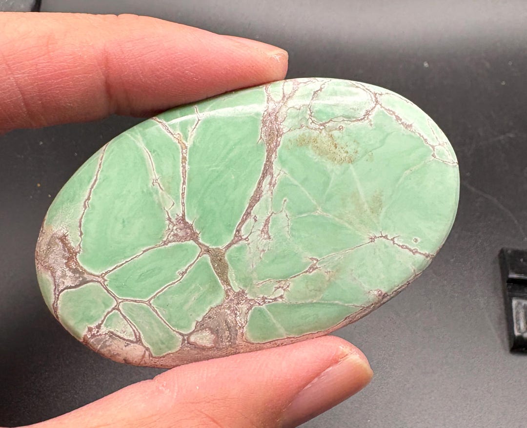 Variscite Palmstone - Lucin Utah Palm Stone 7 Cm - Natural - Polished ...