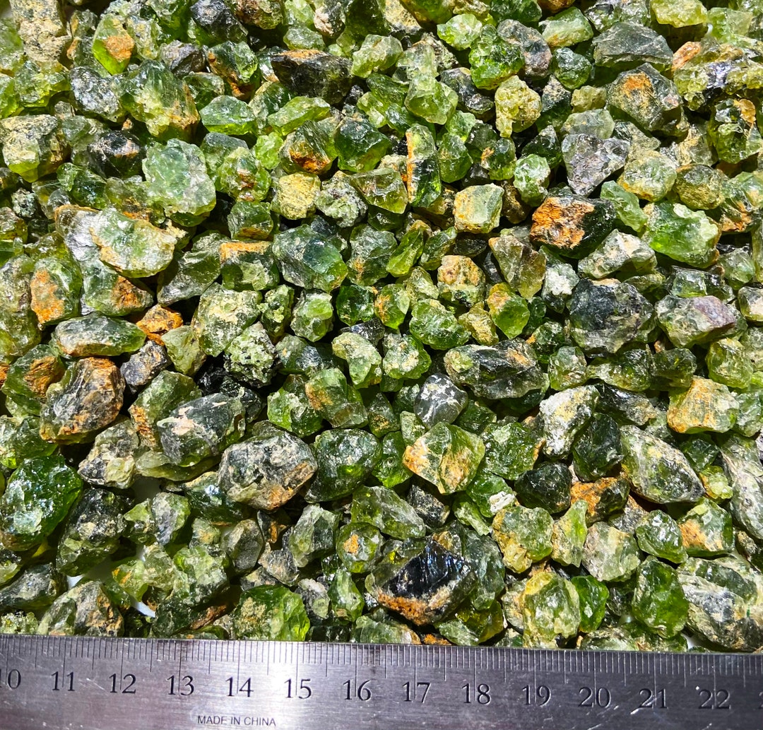100 Carats of Rough Arizona Peridot Picked From Lot - Peridot Mesa ...