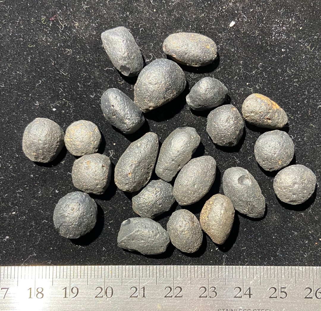 1 Piece Australite Tektite Meteor Impact Glass - up to 12 Carat Weight ...