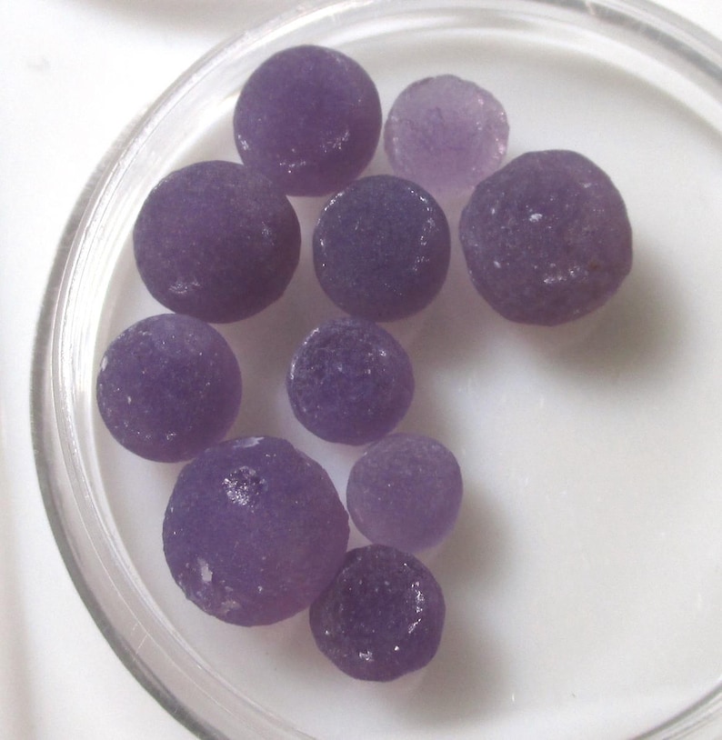 10 Carats of Grape Agate / Purple Chalcedony Spheres Picked - Etsy