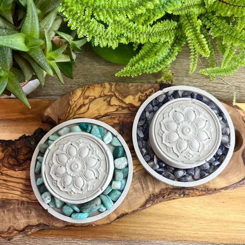 Concrete Room Diffuser W/ Crystals Passive Diffuser - Etsy