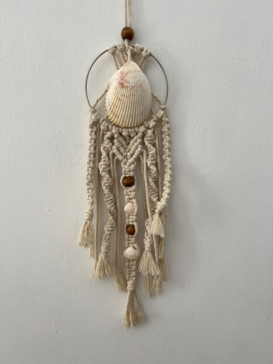 Seashell Macramé Wall Decor, Coastal Home Decoration, Unique Ring Shell ...