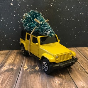 Jeep Wrangler Carrying Christmas Tree Yellow Jeep - Etsy