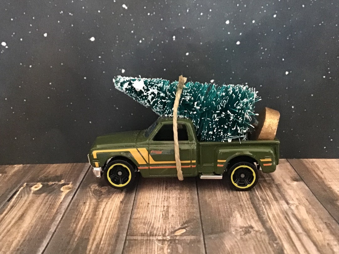 1969 Chevy Custom Pickup Truck Carrying Christmas Tree, Green Chevy ...