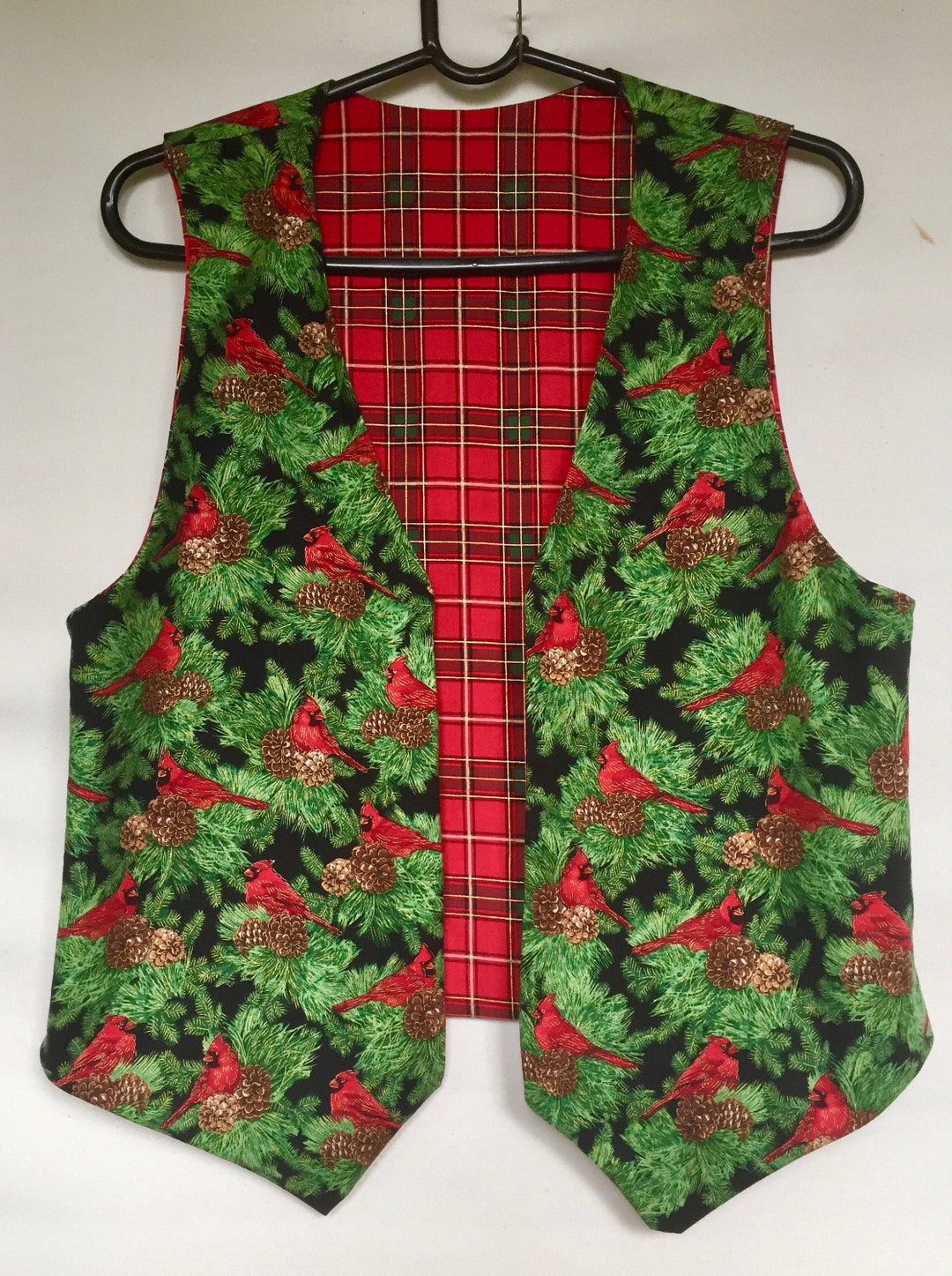 Vesties Christmas Cardinal in Pine Tree Plaid Reverse Holiday Women's ...